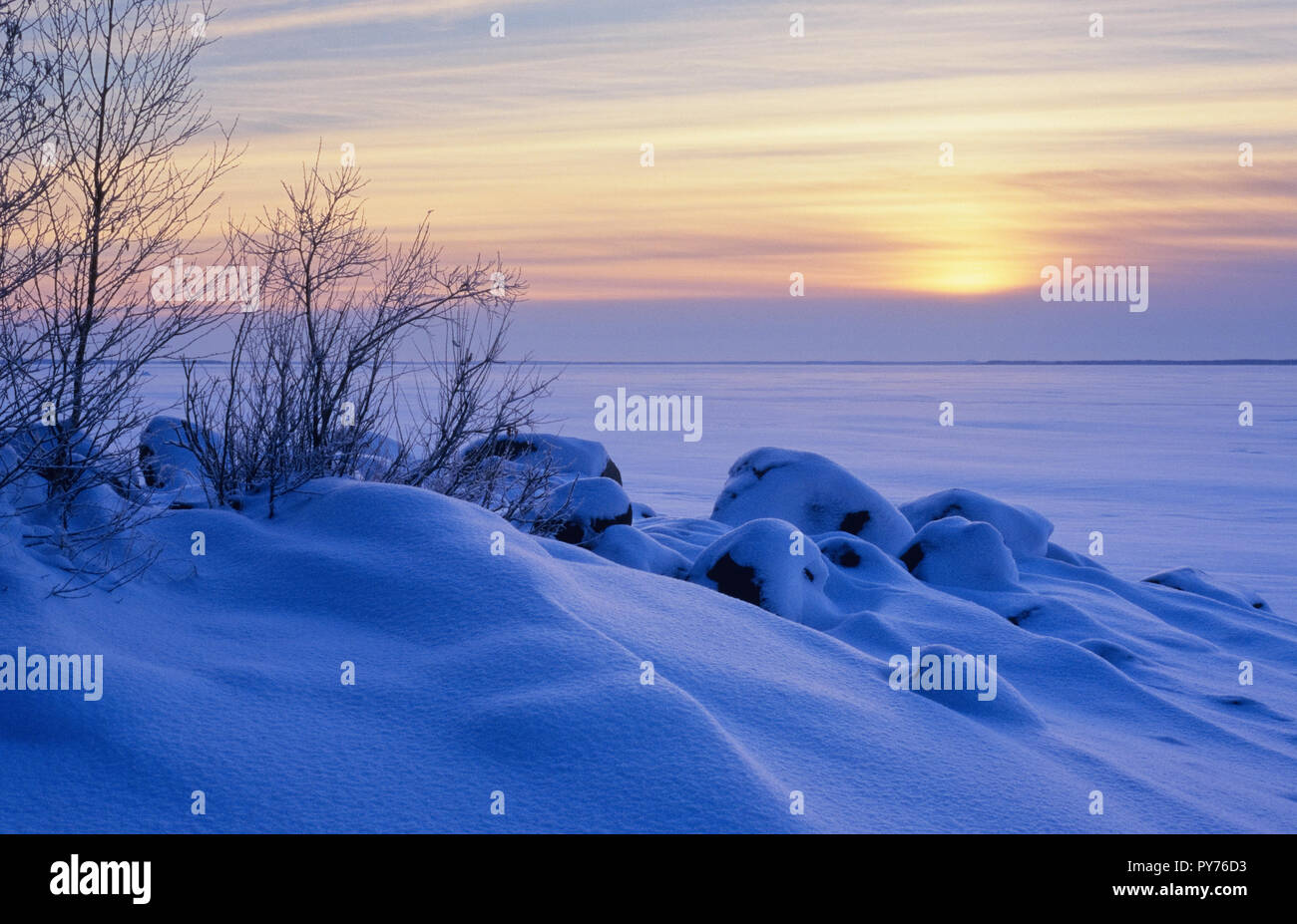 Beautiful sunshine over frozen sea hi-res stock photography and images ...