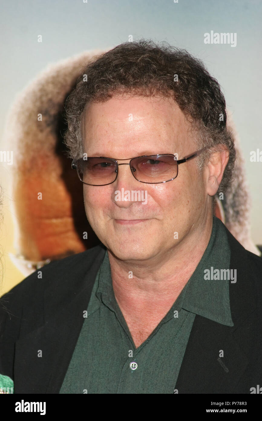 Albert Brooks 12/16/07 "The Bucket List" Premiere @ Cinerama Dome ...