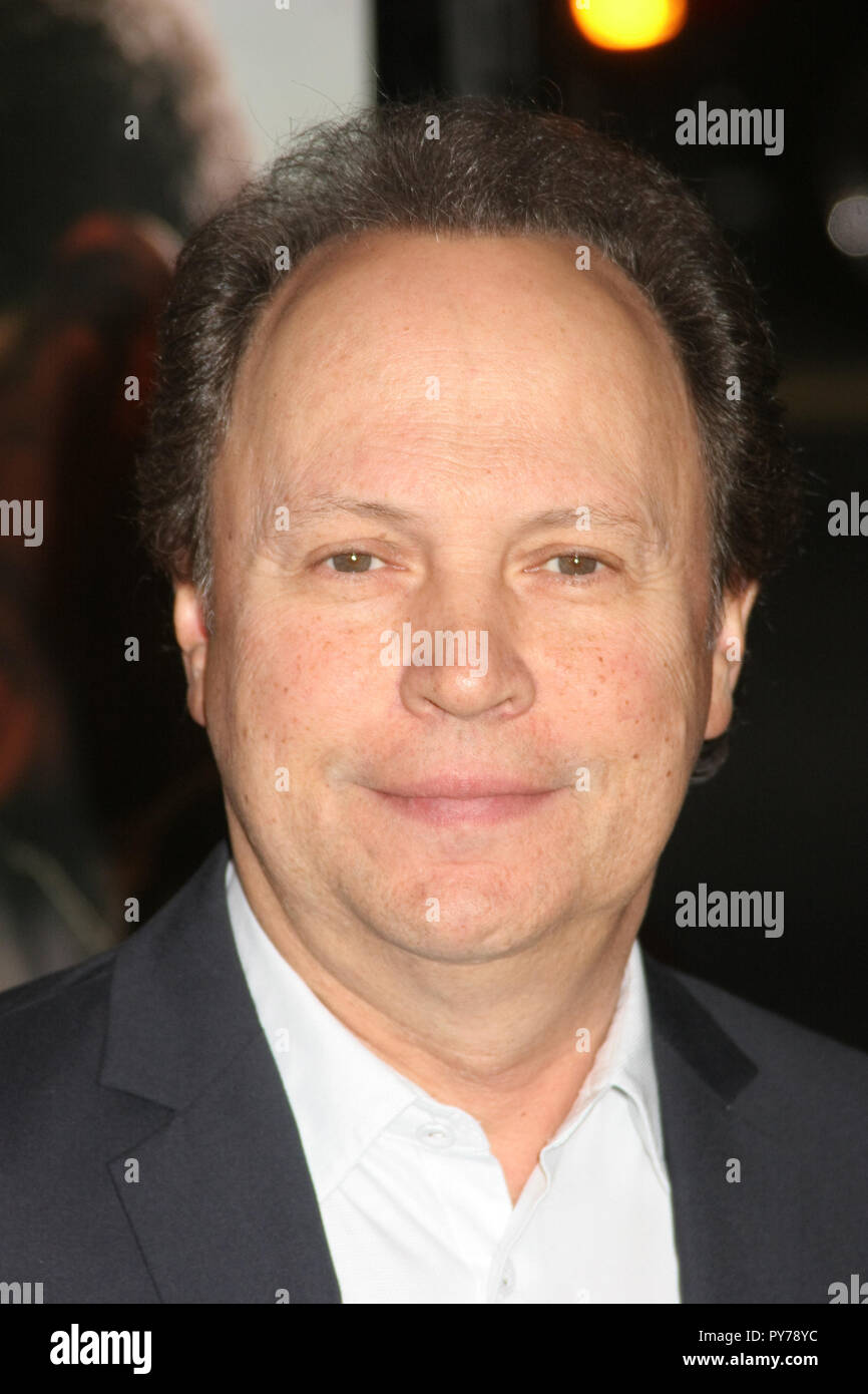 Billy Crystal 12/16/07 "The Bucket List" Premiere @ Cinerama Dome ...