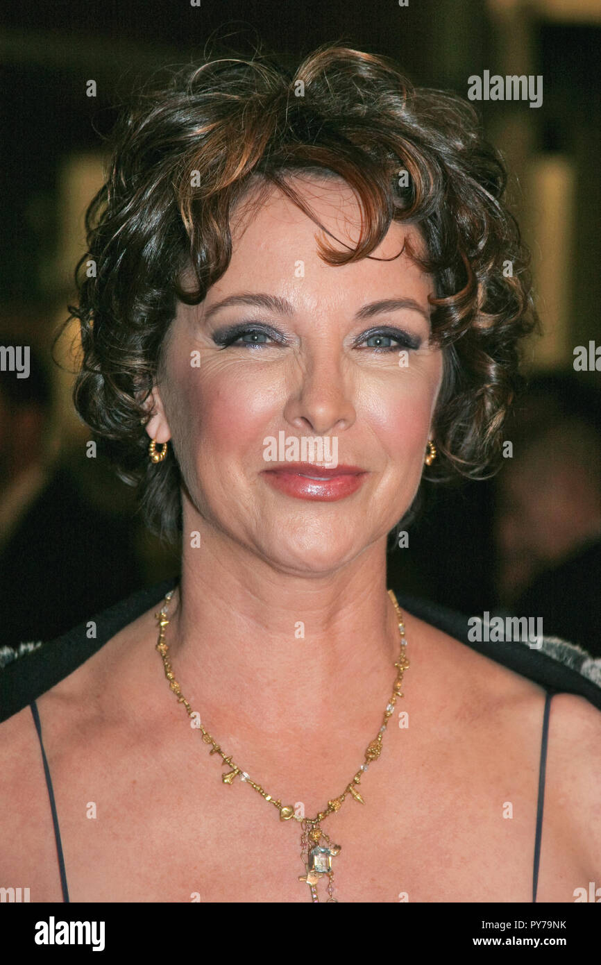 Kathleen quinlan hi-res stock photography and images - Alamy