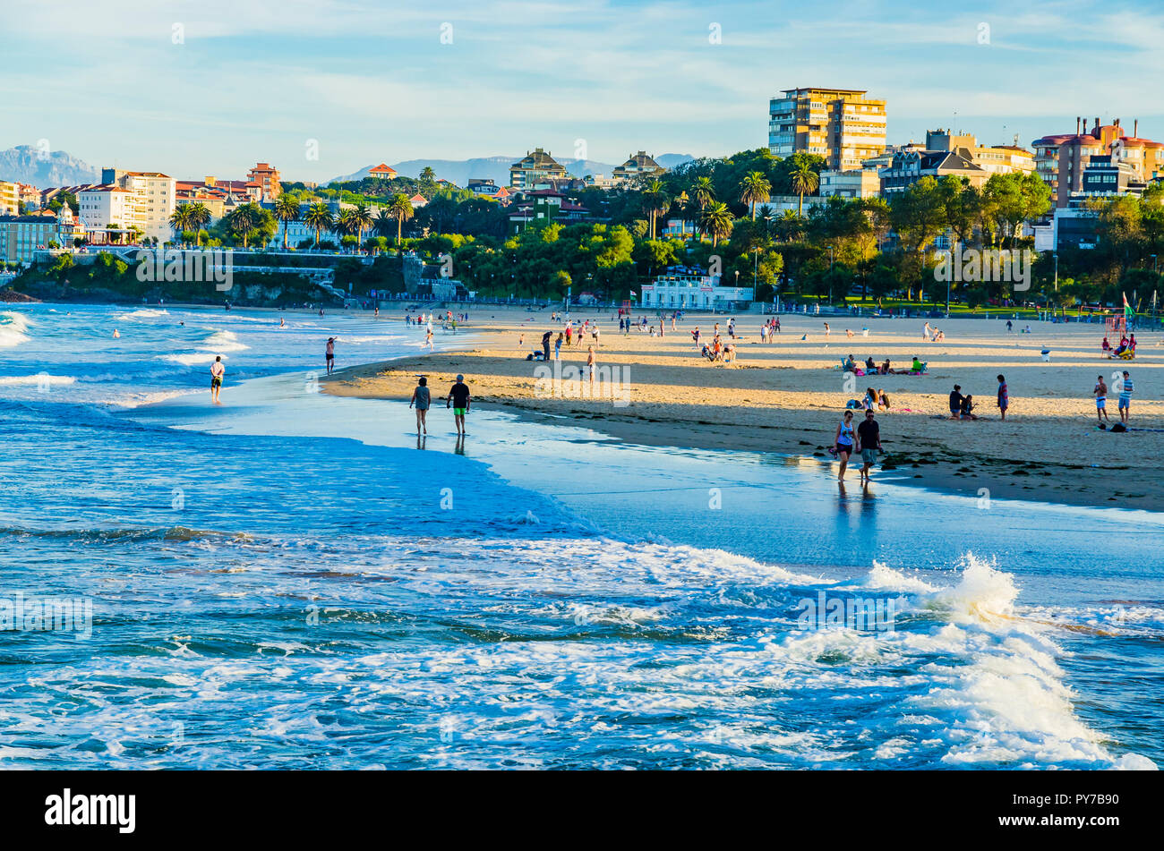 Bay of santander hi-res stock photography and images - Alamy