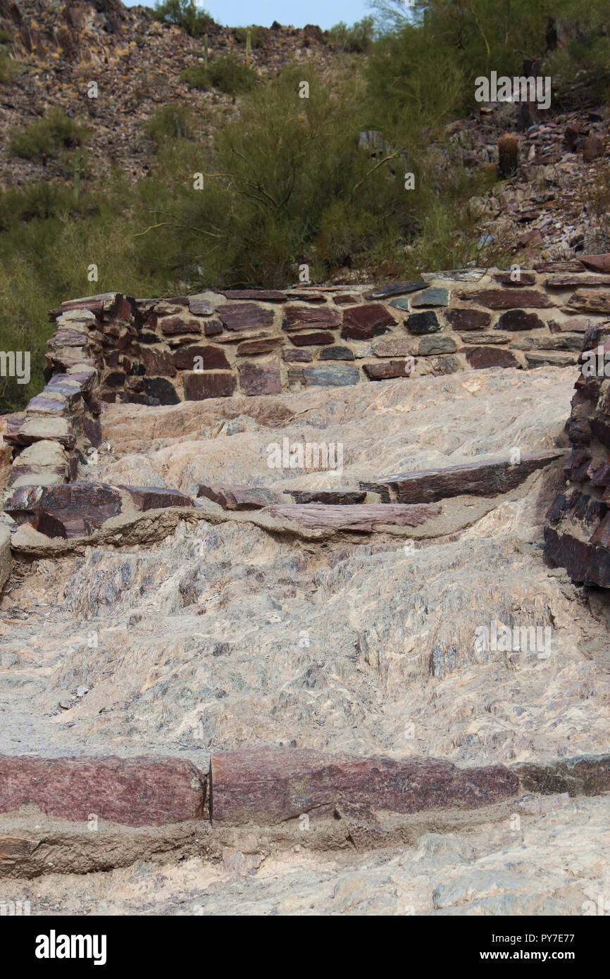 Piestewa summit trail hi-res stock photography and images - Alamy
