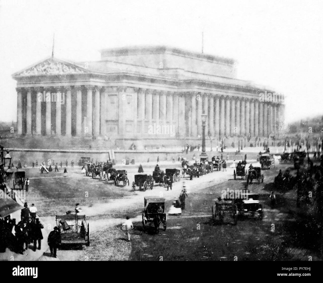 St. George's Hall, Liverpool in the 1870s Stock Photo - Alamy