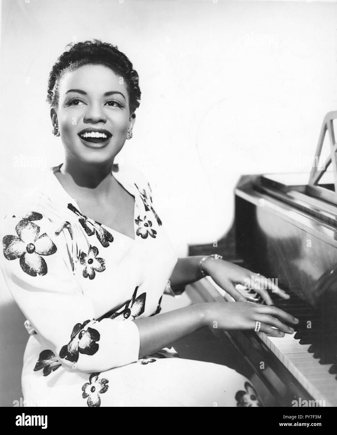 HAZEL SCOTT (1920-1981) Promotional photo of American singer and ...