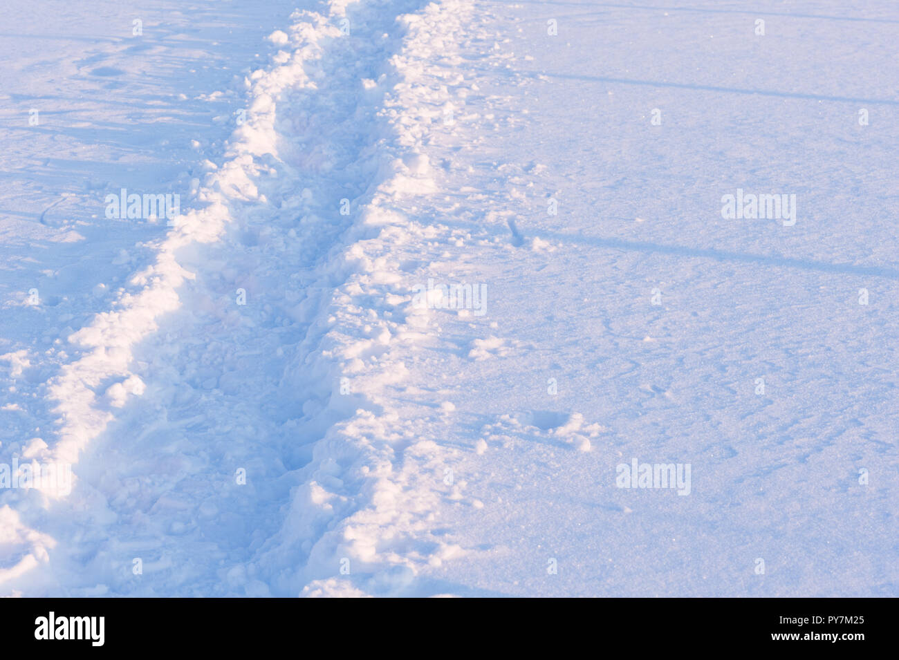Path with snow hi-res stock photography and images - Alamy