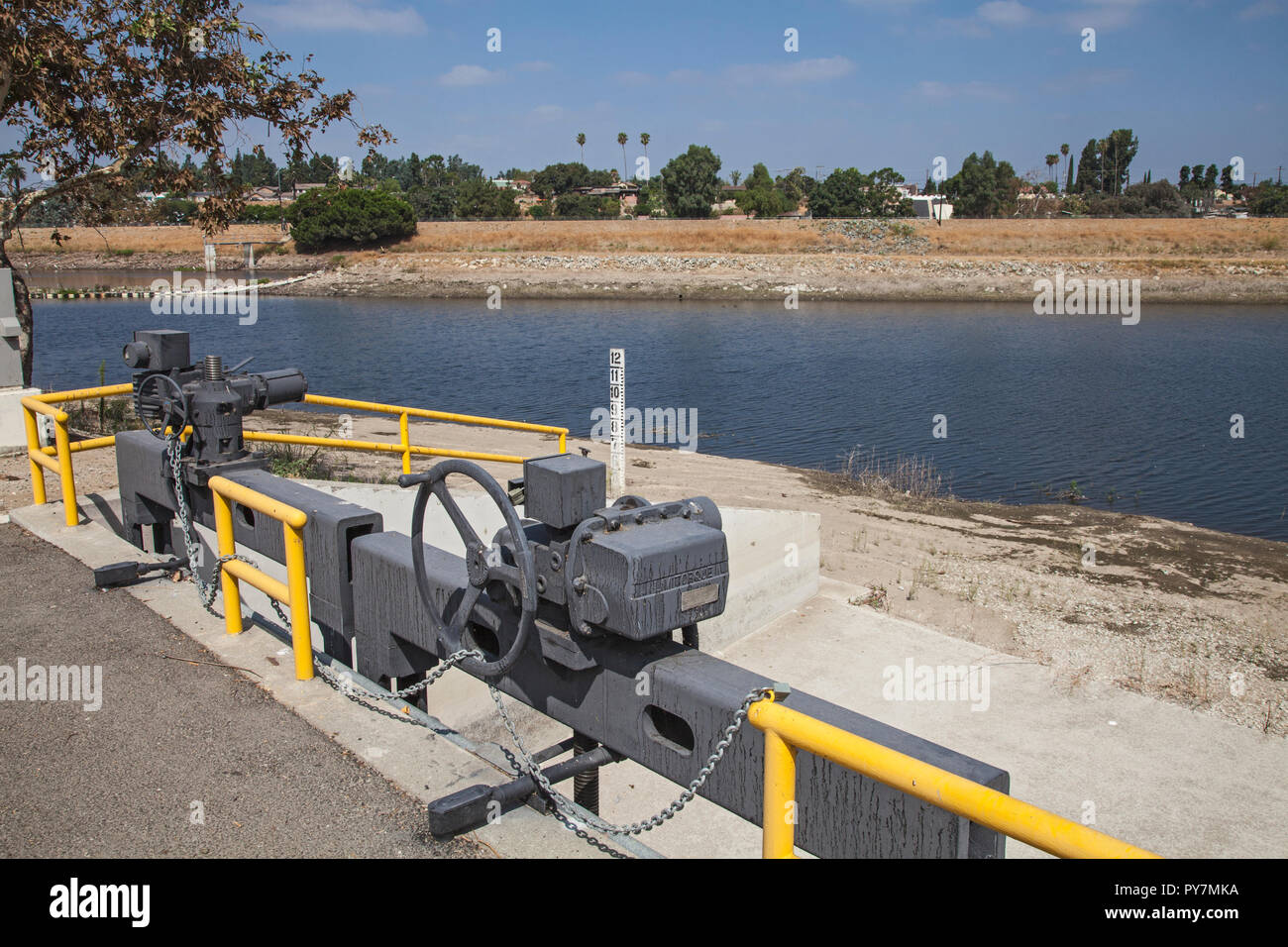 Motorized gates controlling flow between infiltration basins. Rio Hondo ...