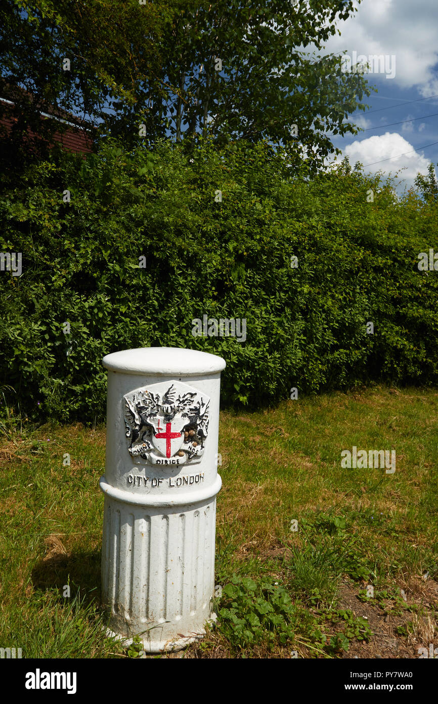 Roman milestone england hi-res stock photography and images - Alamy