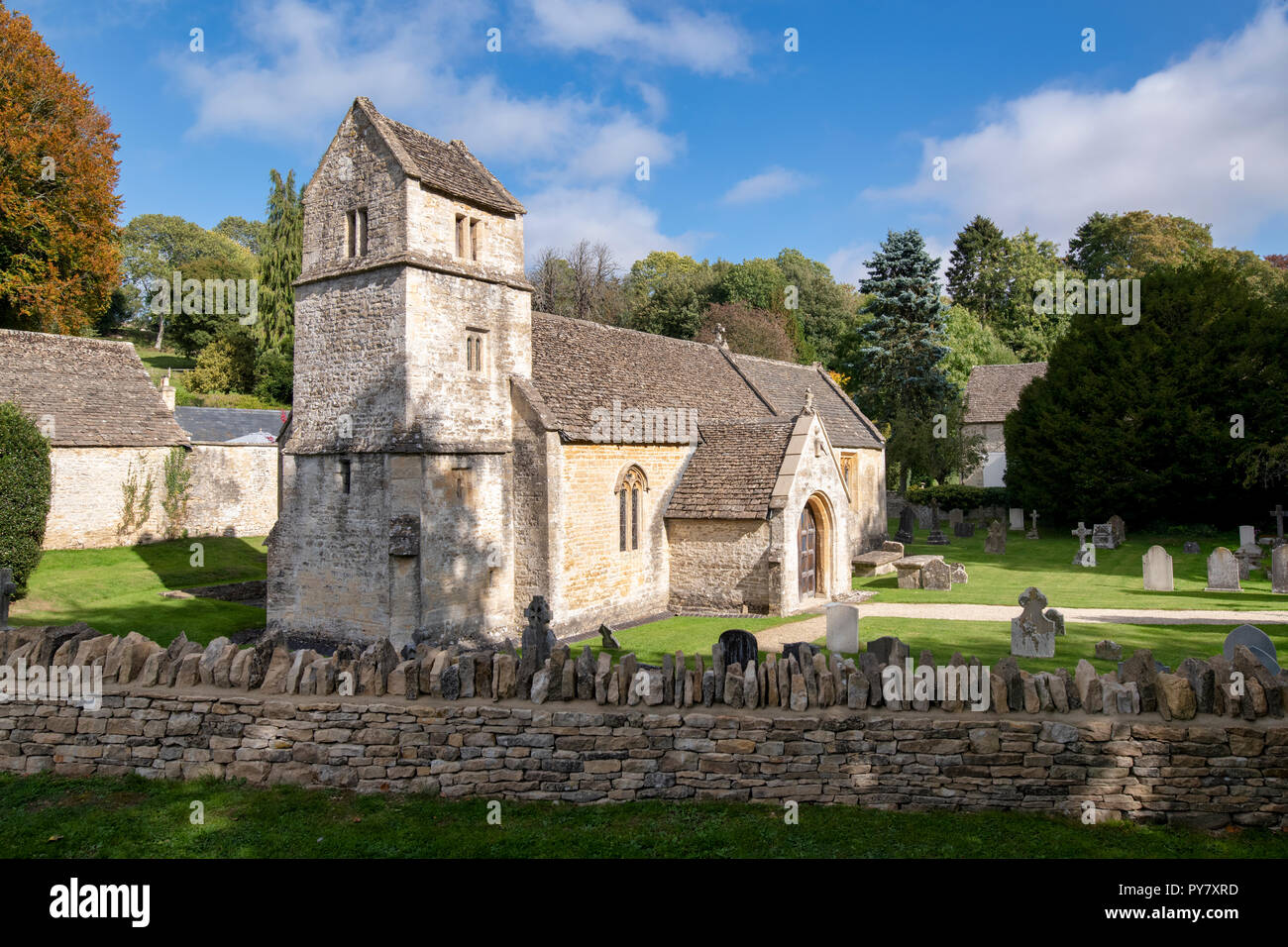 Cotswolds church bagendon hi-res stock photography and images - Alamy