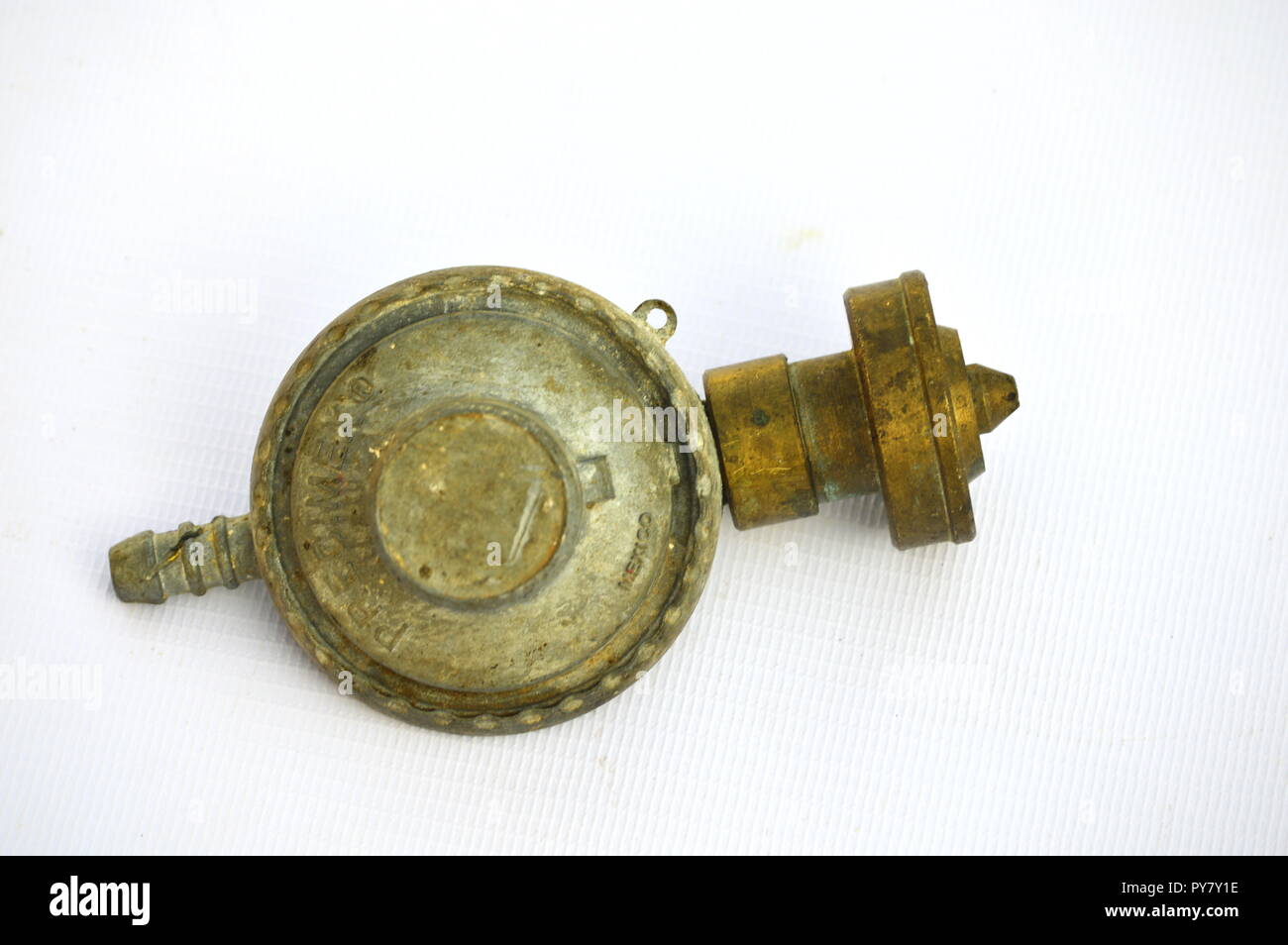 Gas regulator hi-res stock photography and images - Alamy
