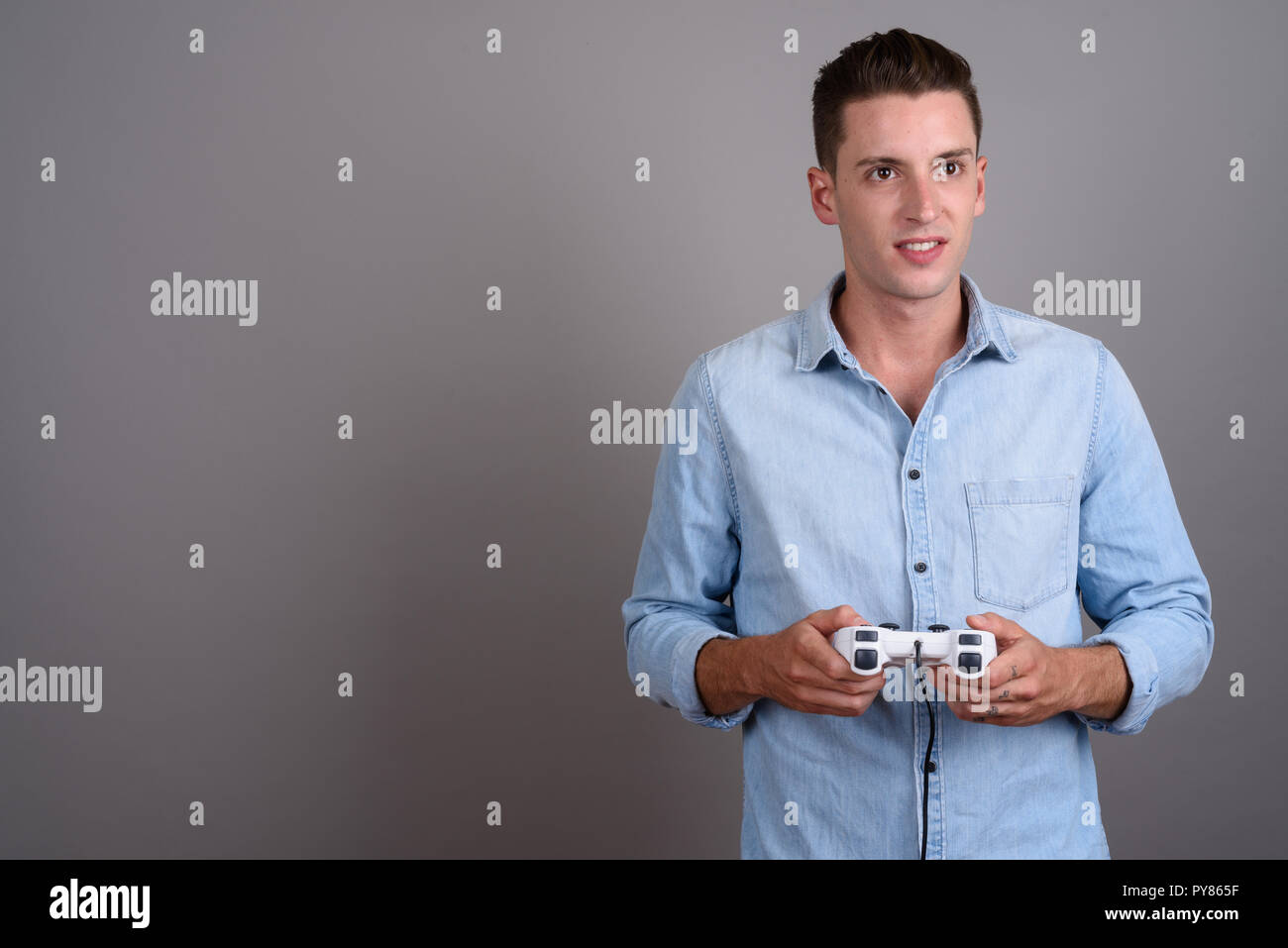 Videogame controller hi-res stock photography and images - Alamy