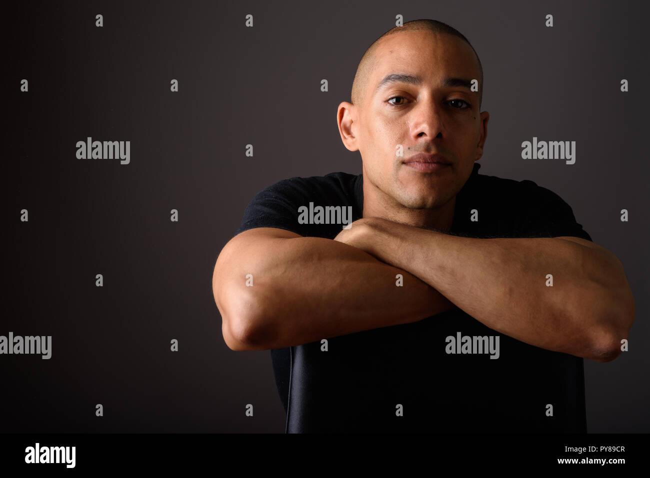 Face person sitting chair hi-res stock photography and images - Alamy