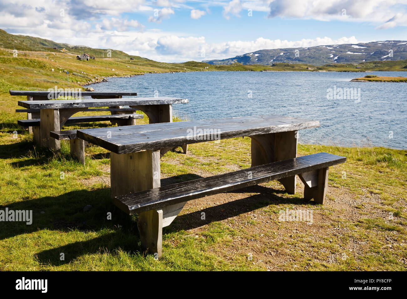 Wooden benches at pond hi-res stock photography and images - Alamy
