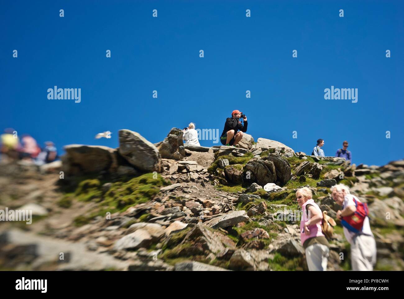 Summit of mount snowdon hi-res stock photography and images - Alamy