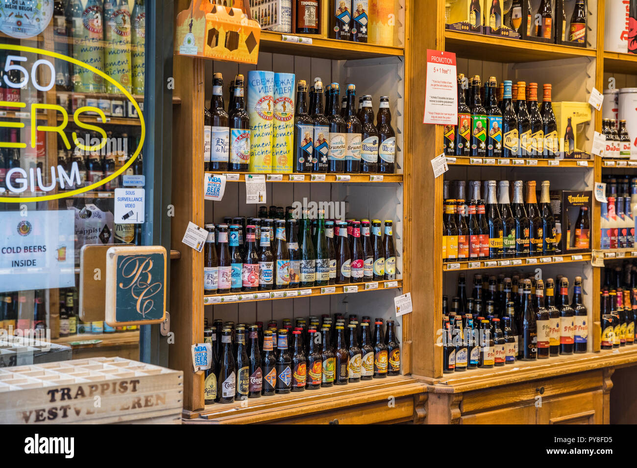 Beer shop hi-res stock photography and images - Alamy
