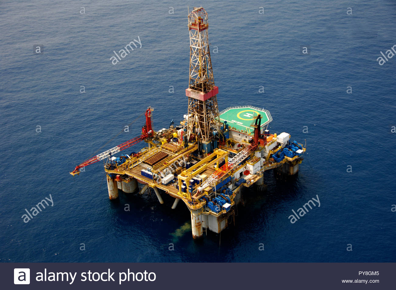 Floating Oil Production Platform High Resolution Stock Photography and ...