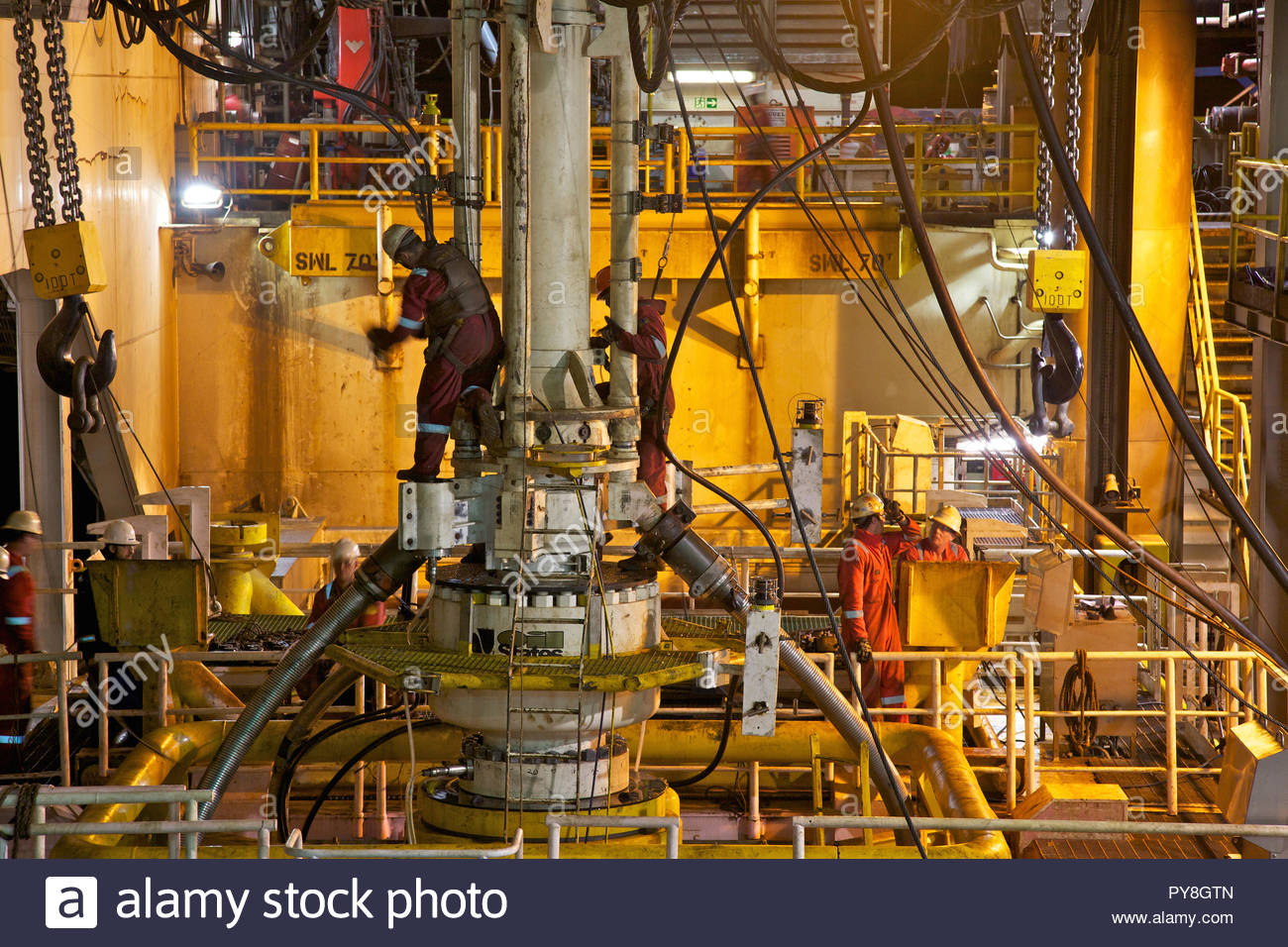Oil Rig Workers High Resolution Stock Photography and Images - Alamy