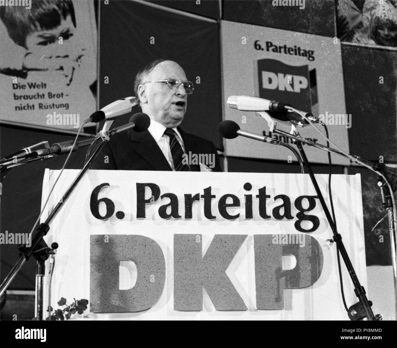 The 6th Congress of the German Communist Party (DKP) on 29 - 31 May ...