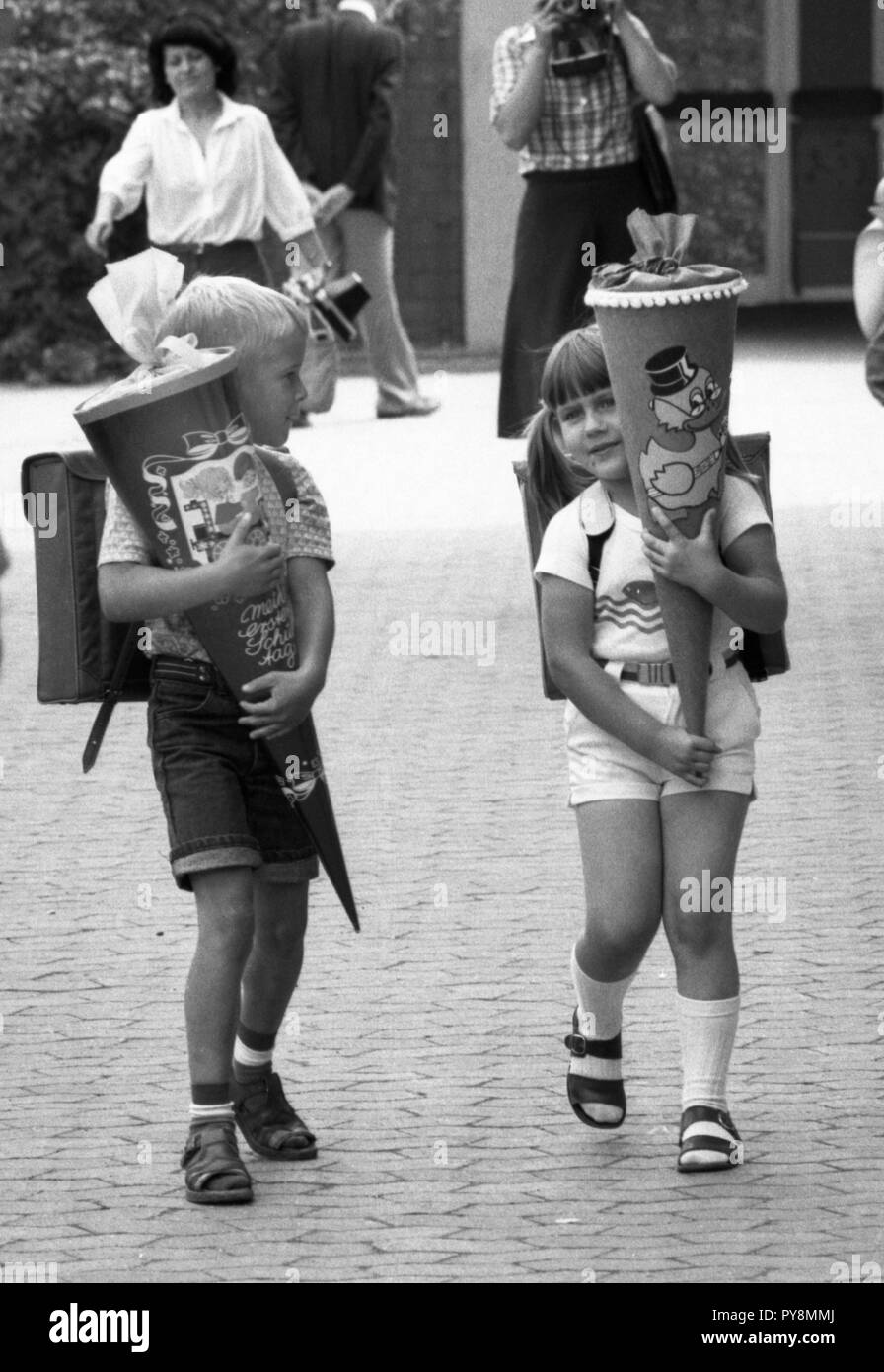 The first day of school at a primary school in Hagen (Germany) on ...