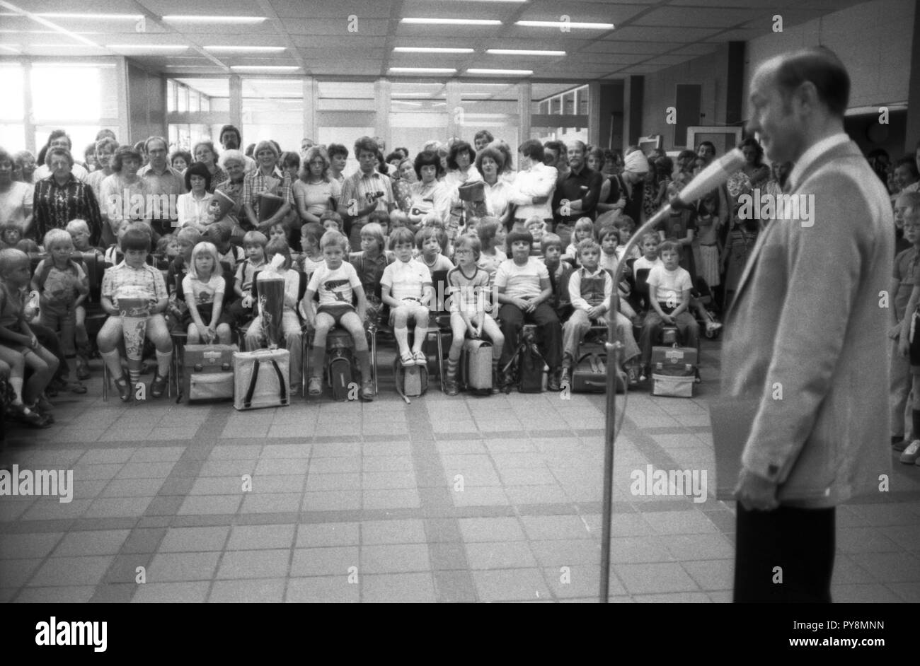 The first day of school at a primary school in Hagen (Germany) on ...