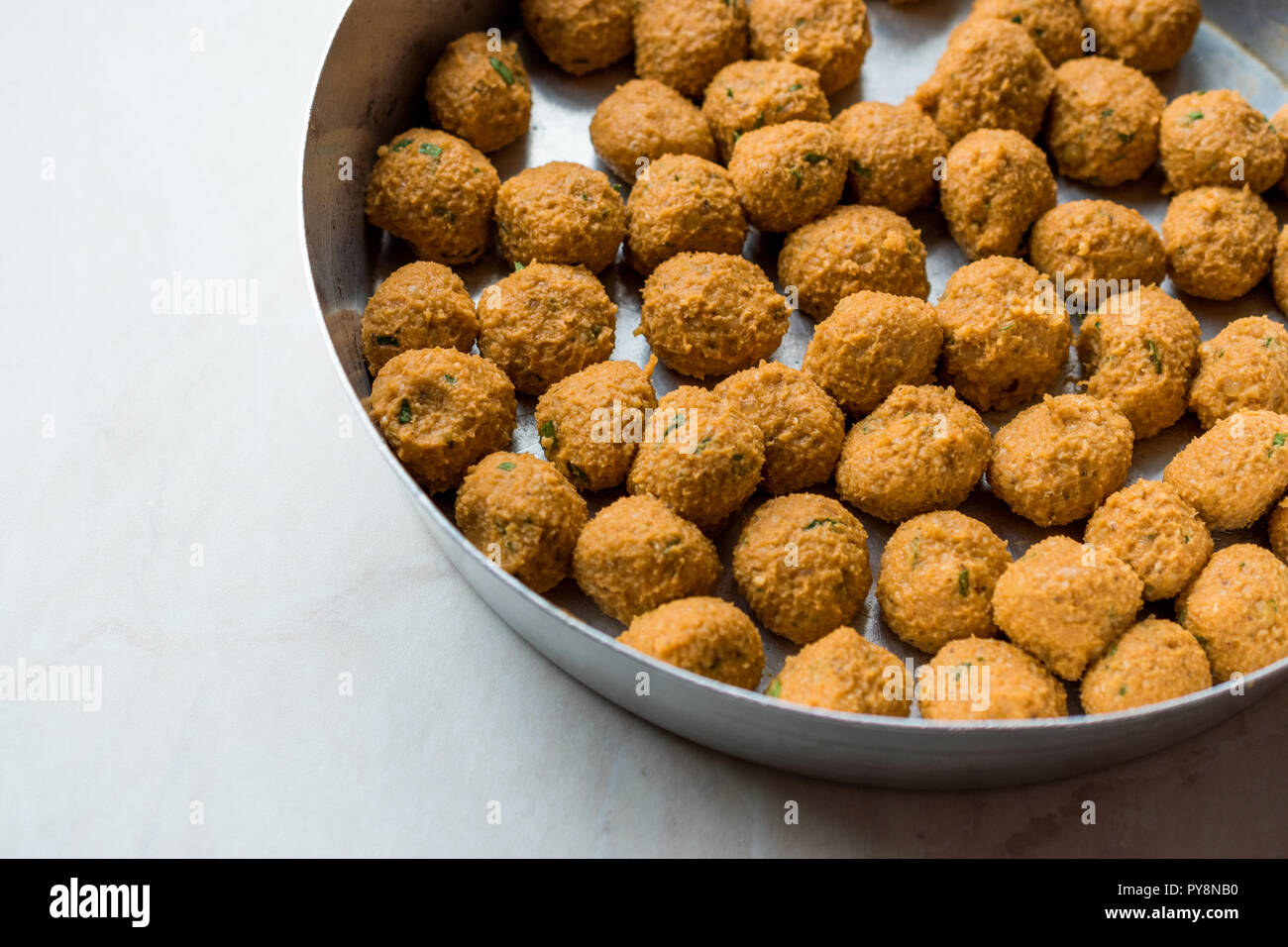 Turkish Food Meatballs made with Bulgur and Lentil Paste / Mercimek ...