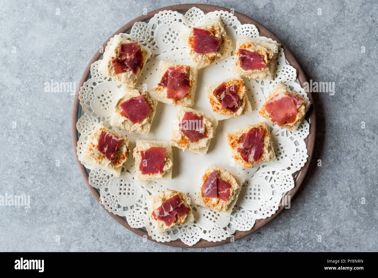 Canape with Pastrami / Pastirma Ham and Hummus on Small Square Bread ...