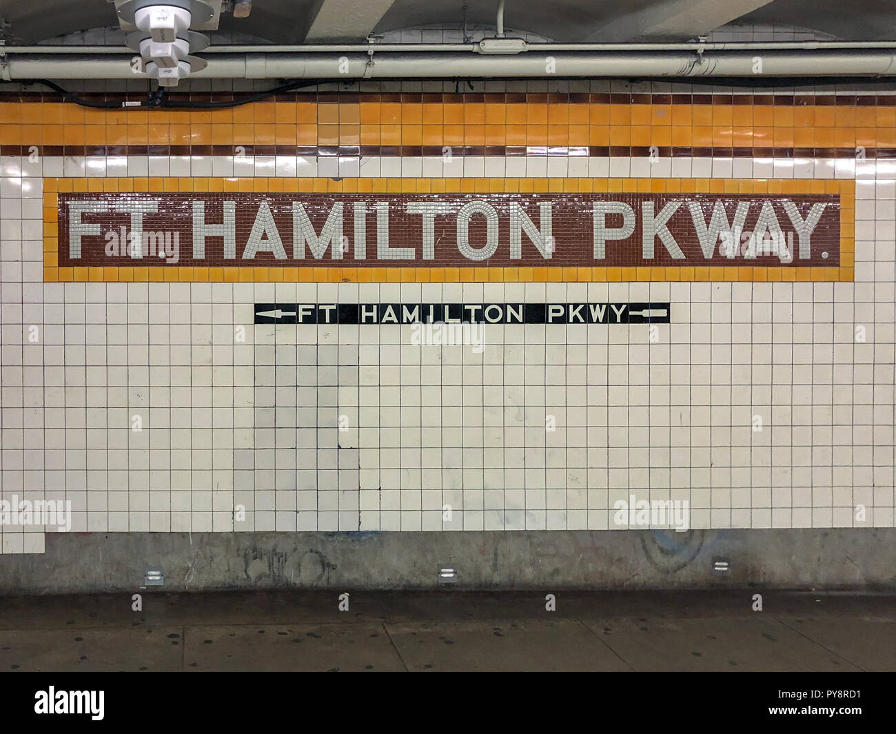Fort hamilton brooklyn hi-res stock photography and images - Alamy