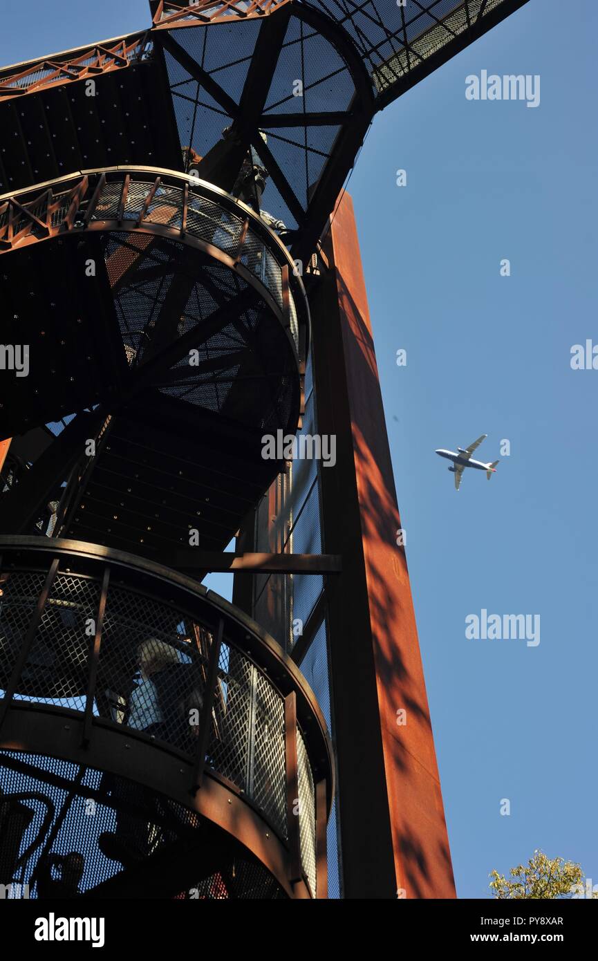 Glorious autumn colours Stock Photo - Alamy