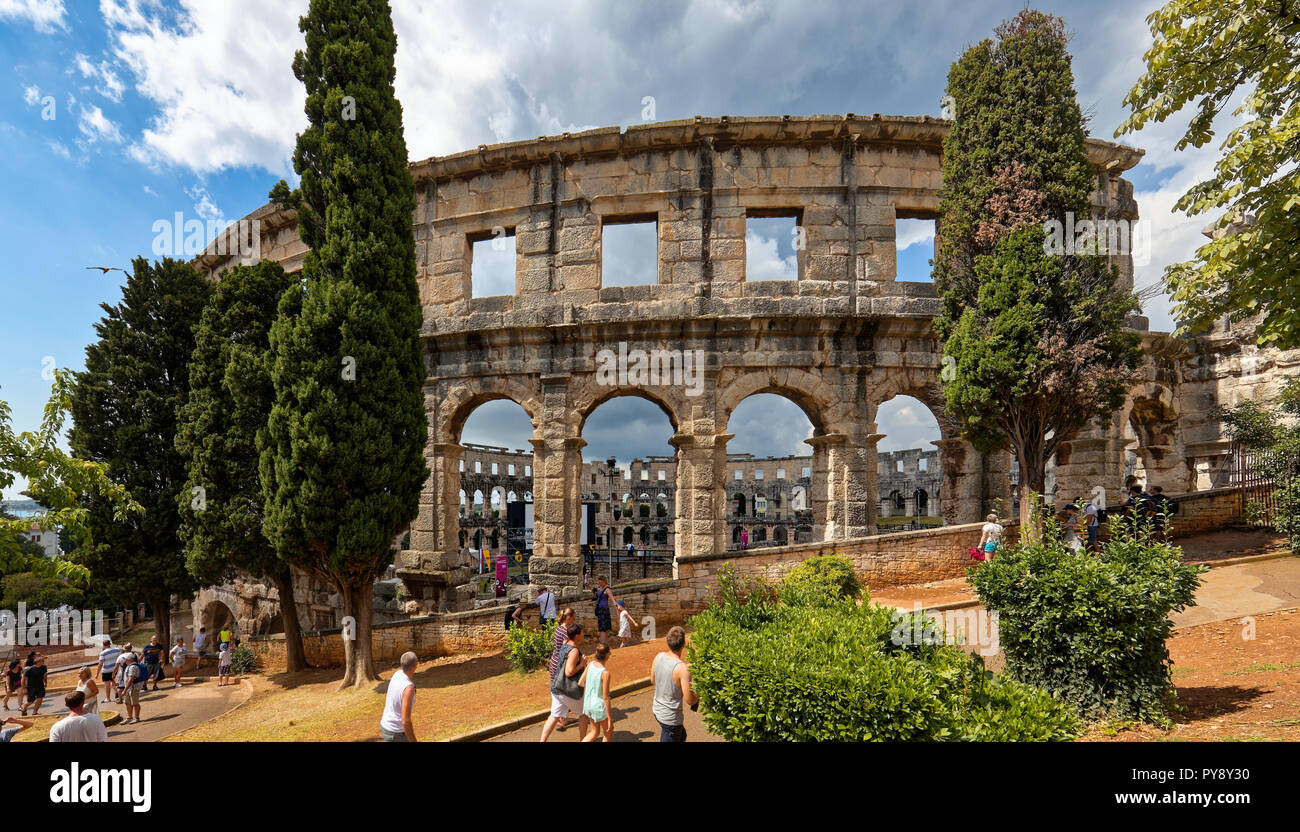 Pula Arena, the large Roman-style amphitheatre in Pula, Istria, Croatia ...