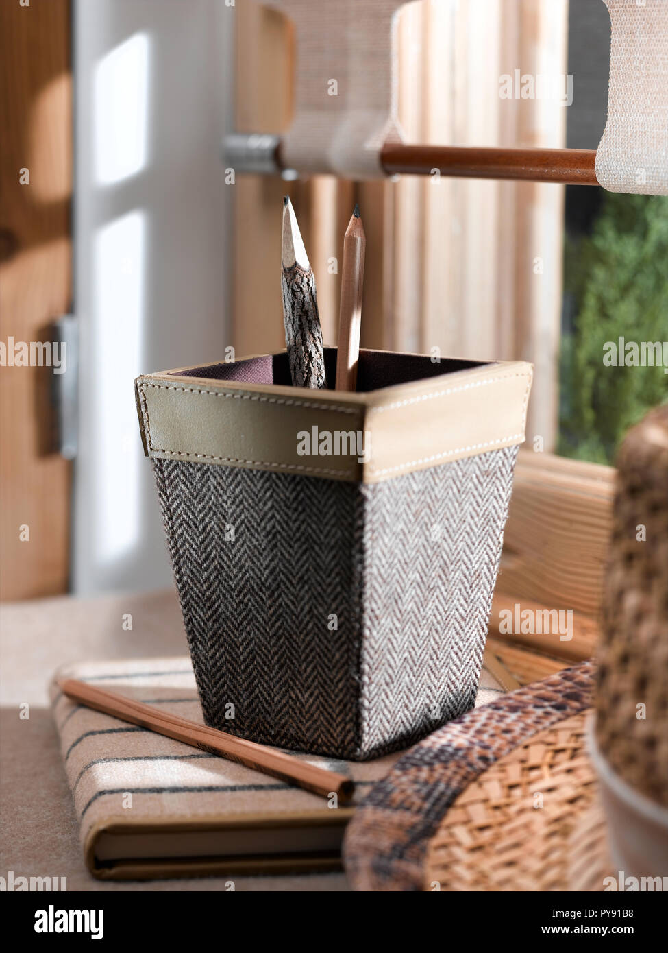 Synchronize balance hi-res stock photography and images - Alamy