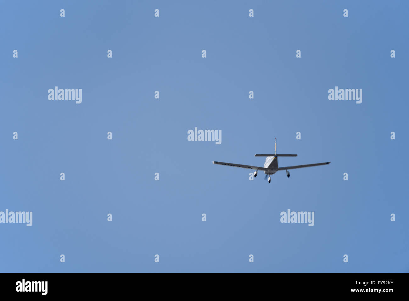 Piper PA-28 Cherokee Archer II light aircraft plane G-CHIP climbing out ...