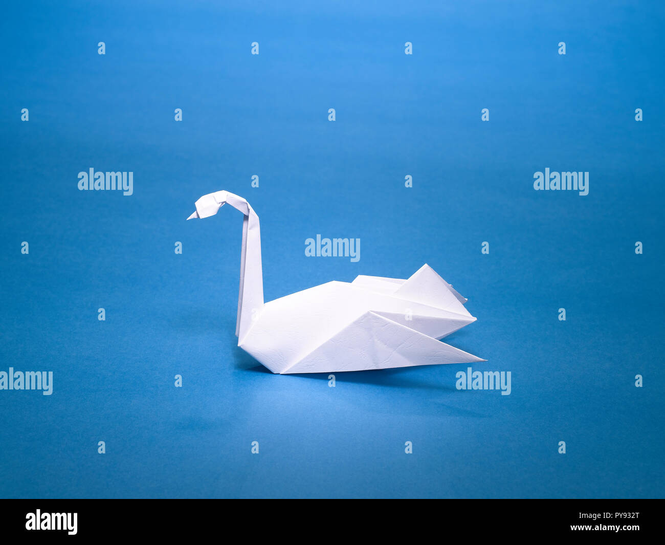 Silhouette girl made paper hi-res stock photography and images - Alamy