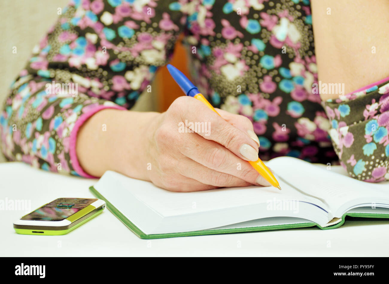 Dispatcher office hi-res stock photography and images - Alamy