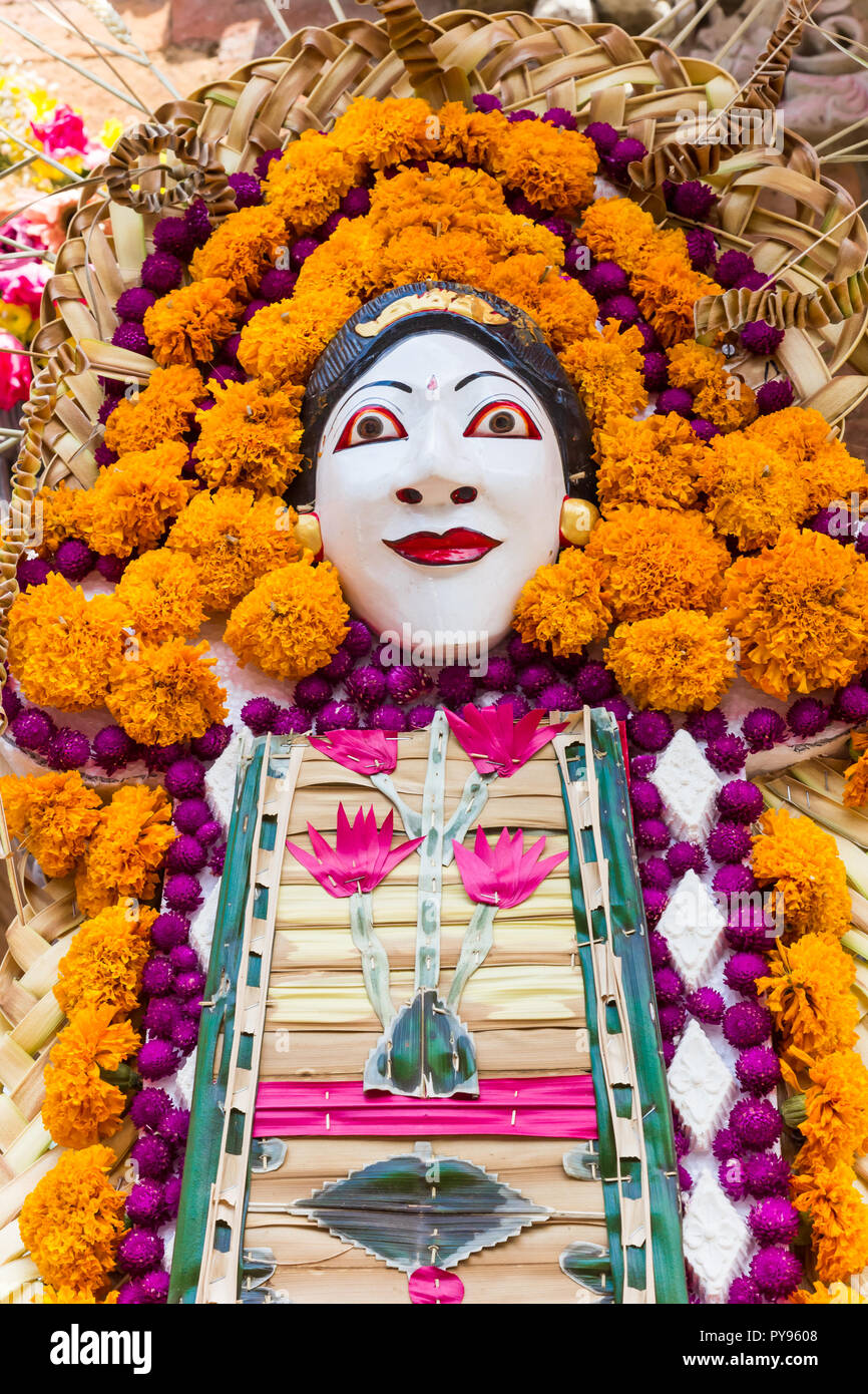 Colorful sculpture at the Ubud Palace on Bali island, Indonesia Stock ...