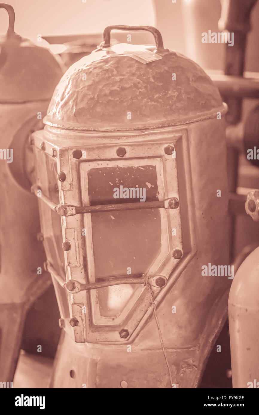 Vintage old diving helmet in brass and steel for deep sea diving ...