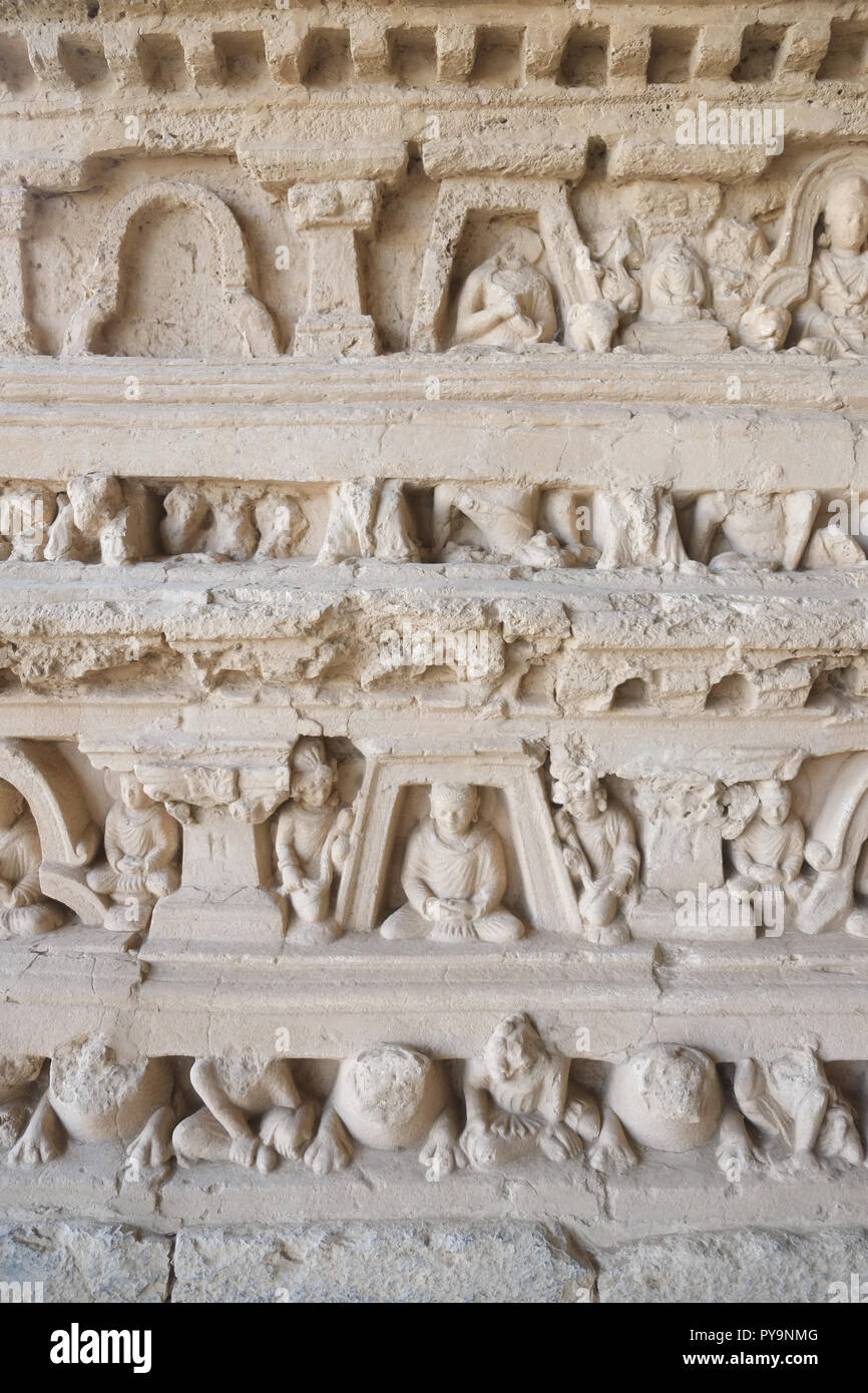 Stucco bas relief hi-res stock photography and images - Alamy