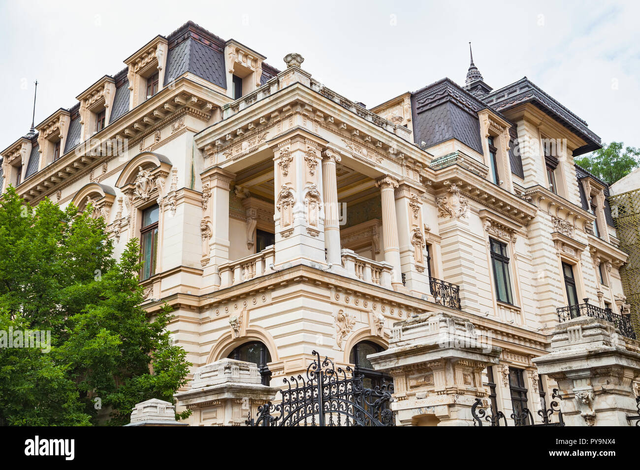 Beautiful bucharest hi-res stock photography and images - Alamy