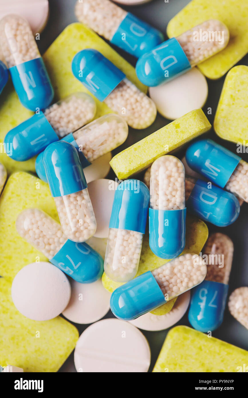 Pharmaceutical pills and capsules background Stock Photo - Alamy