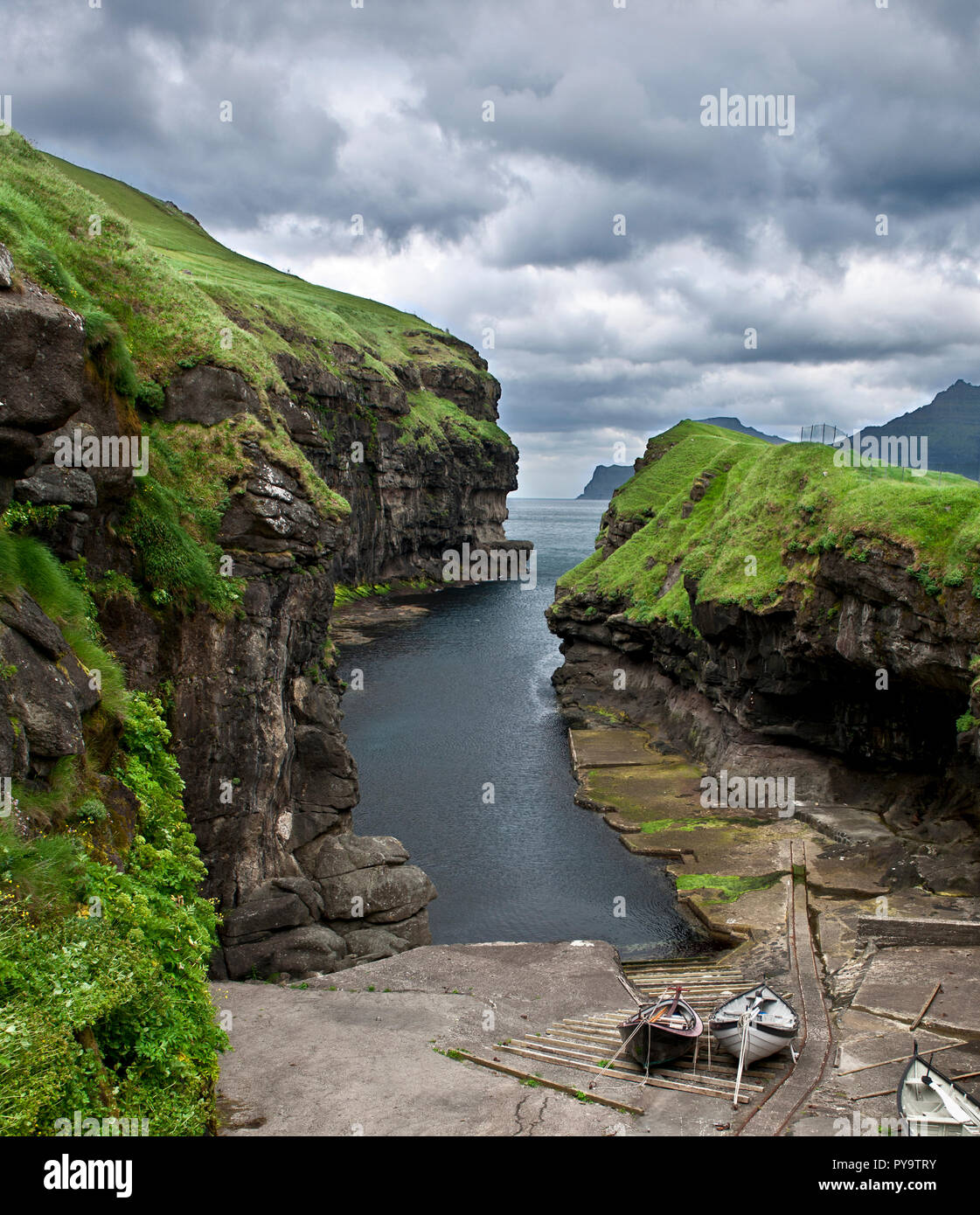 Faroe vessel hi-res stock photography and images - Alamy
