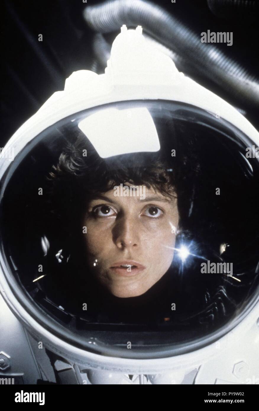Alien sigourney weaver 1979 hi-res stock photography and images - Alamy