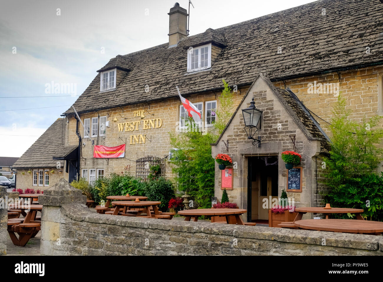 Melksham hi-res stock photography and images - Alamy