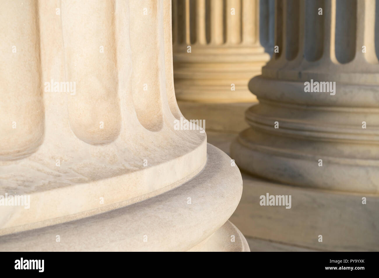 Fluted pillar hi-res stock photography and images - Alamy