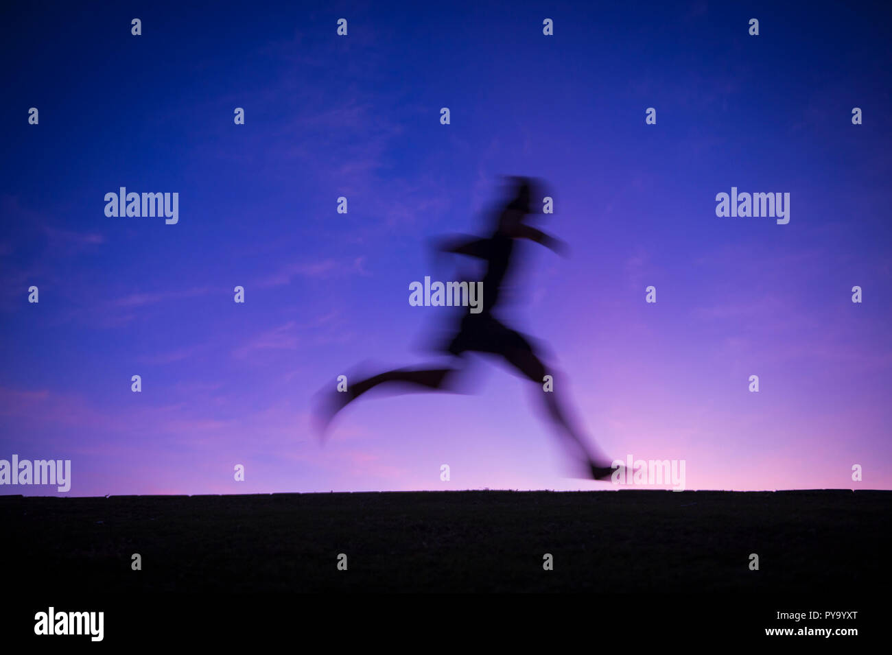 Figure ground silhouette hi-res stock photography and images - Alamy