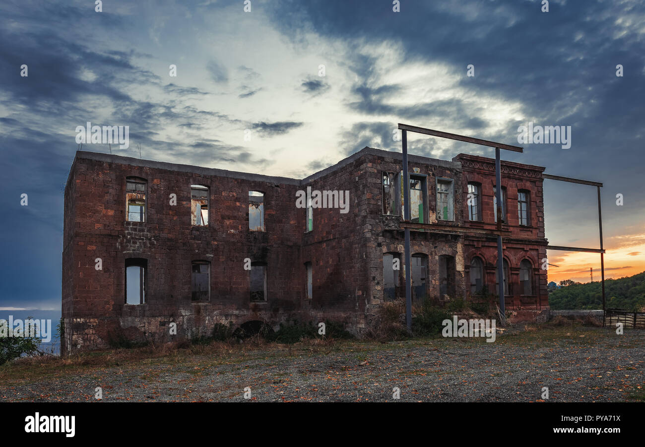 Exterior of old ruined abandoned house Stock Photo - Alamy