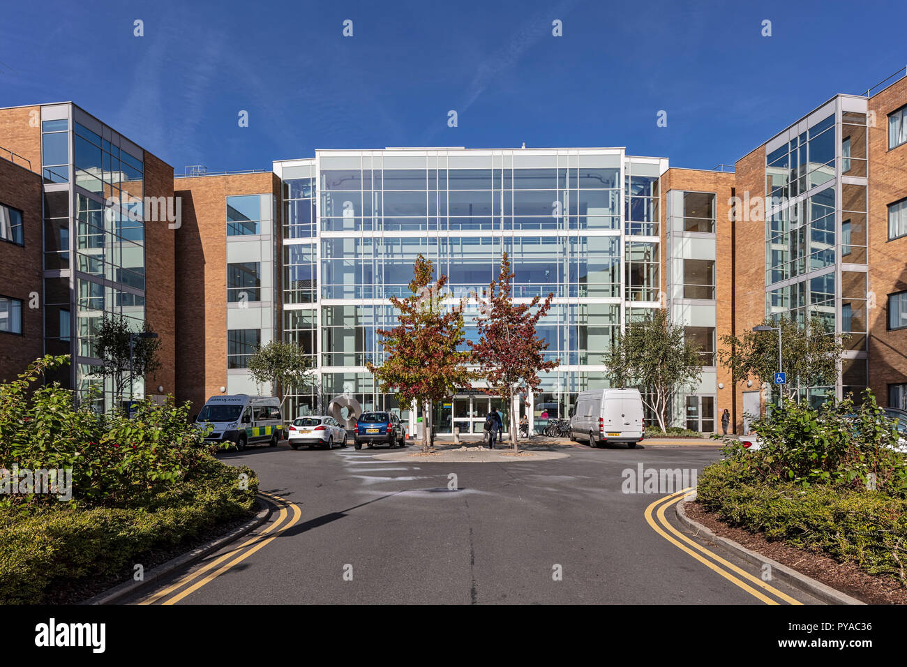 Hospital exterior hi hi-res stock photography and images - Alamy