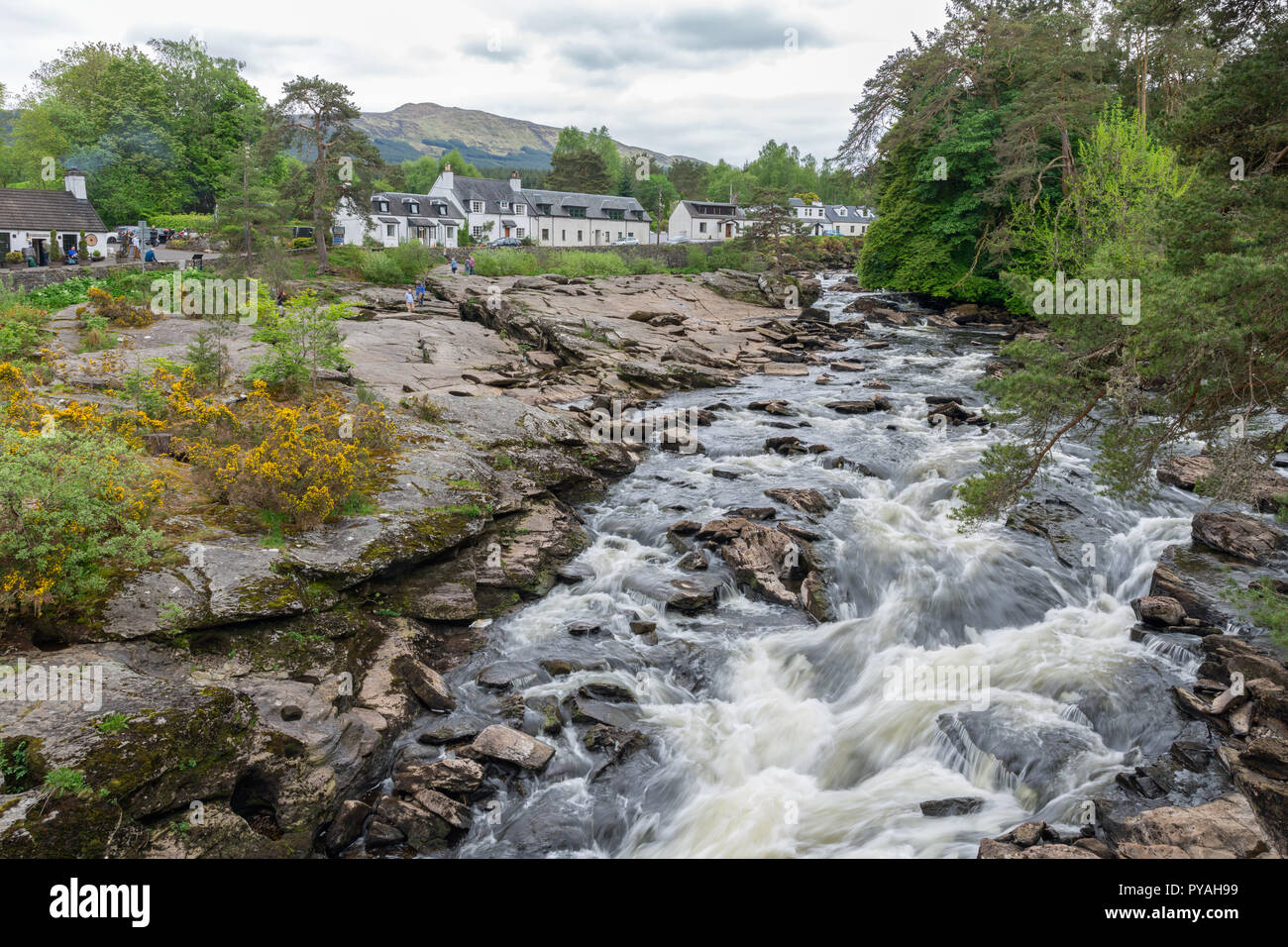 Scottish village killin scotland hi-res stock photography and images ...