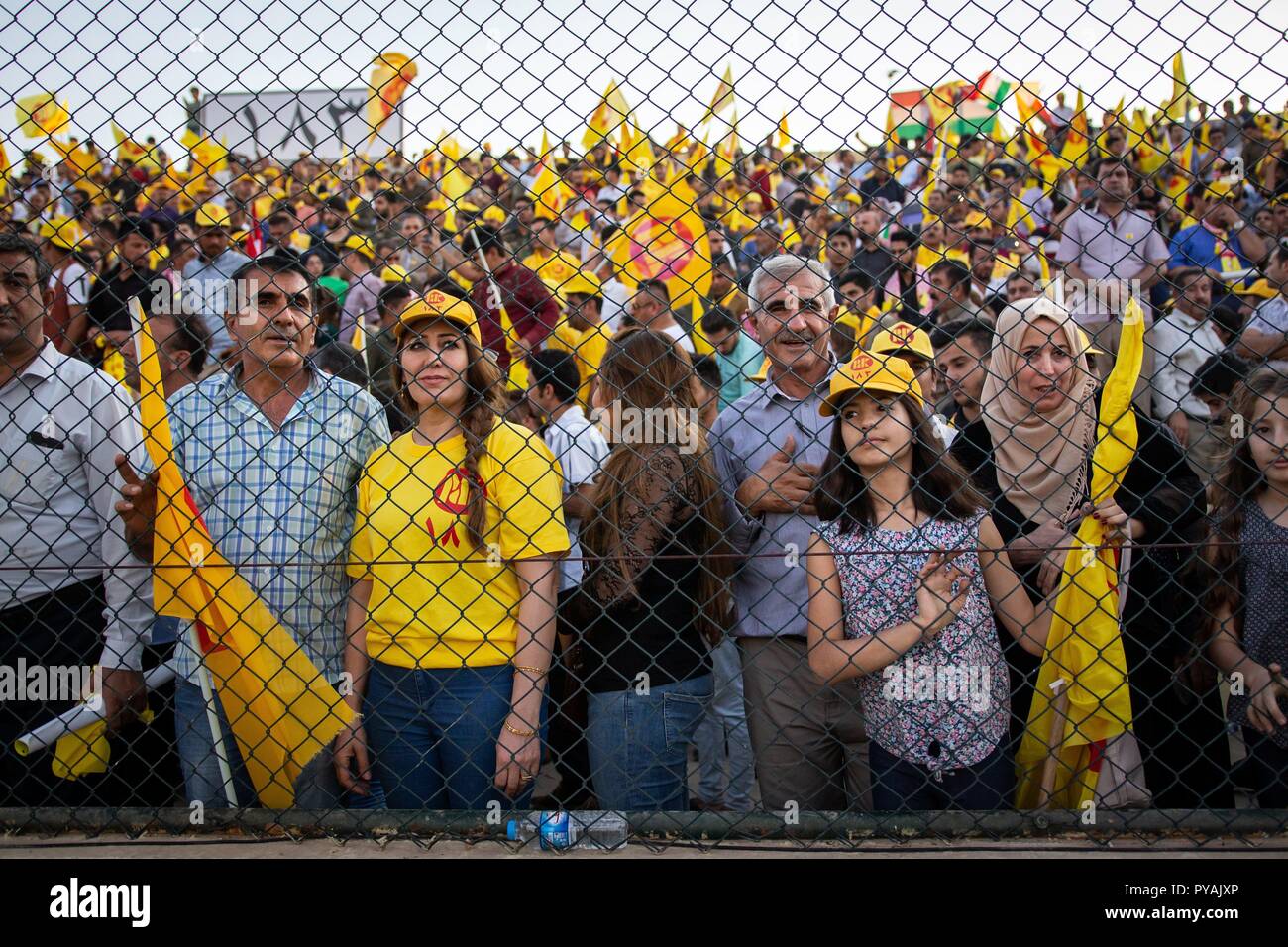 Supporters of the Democratic Party of Kurdistan (PDK) gather on 25 ...
