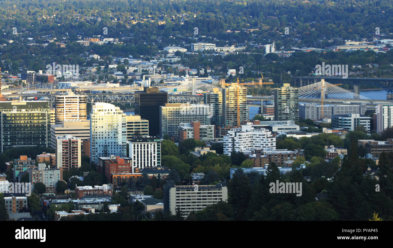Skyline hood downtown landscape hi-res stock photography and images - Alamy