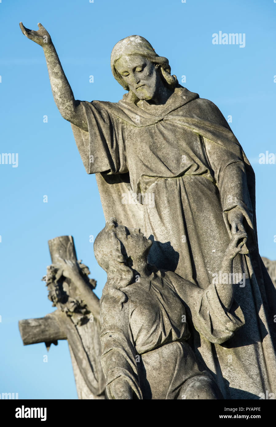 Headstones at Rock Cemetery in Nottingham, Nottinghamshire England UK ...