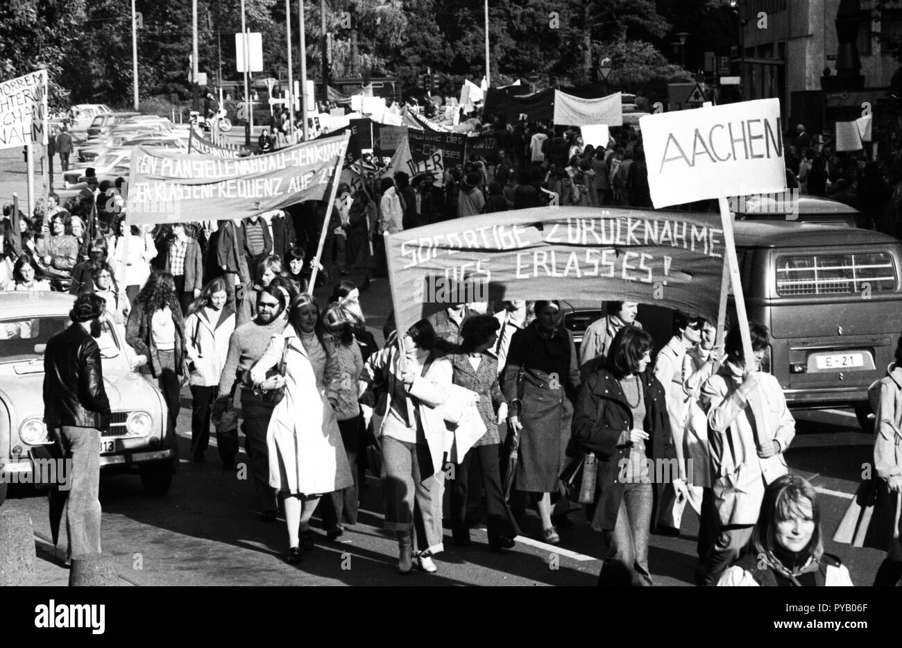 More than a thousand teachers to be from North Rhine-Westphalia ...