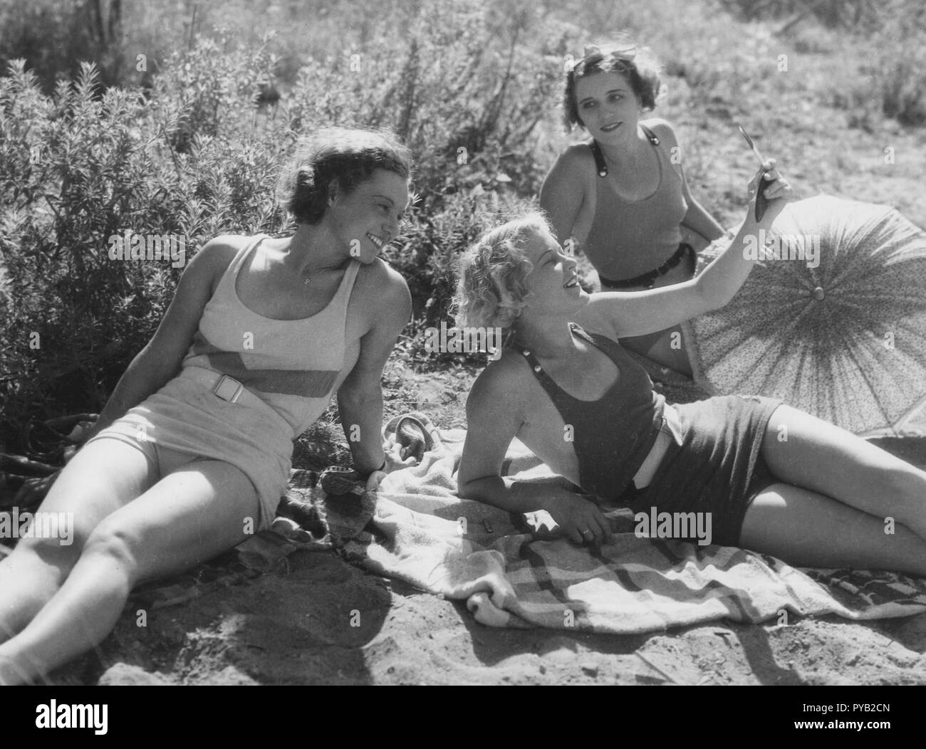 Women Bathing Suits Vintage Stock Photos & Women Bathing Suits Vintage ...